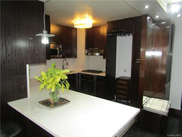 apartment with 3 bedroom, Bronx NY ES72692040