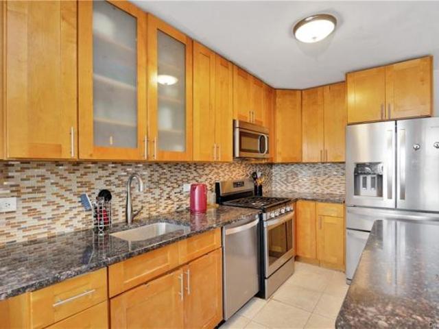 apartment with 3 bedroom, Bronx NY ES72692339