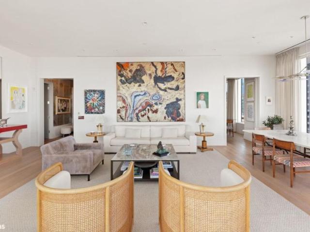 apartment with 3 bedroom, Midtown East NY DLS98330435