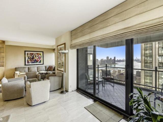 apartment with 3 bedroom, Midtown East NY ES98817901