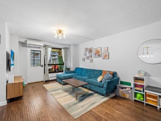 apartment with 3 bedroom, Rego Park NY DS103709502