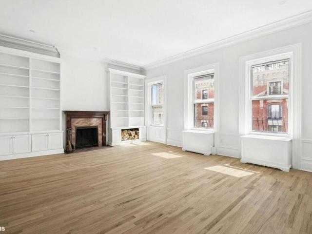 apartment with 3 bedroom, Upper East Side NY DLS102244440