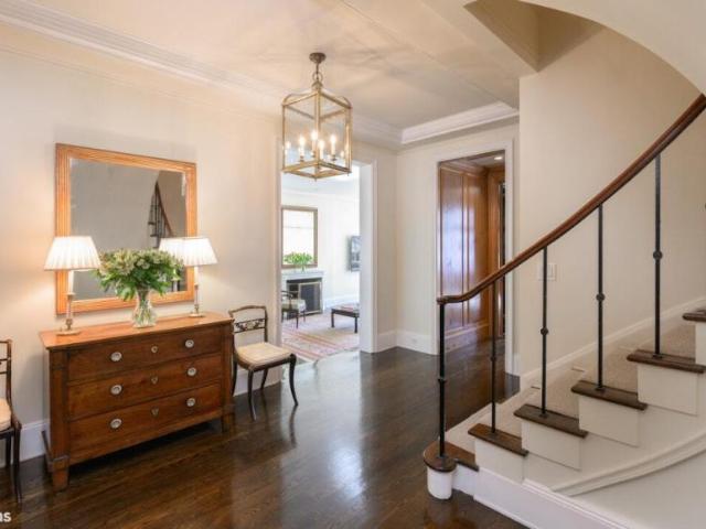 apartment with 3 bedroom, Upper East Side NY DLS98330476