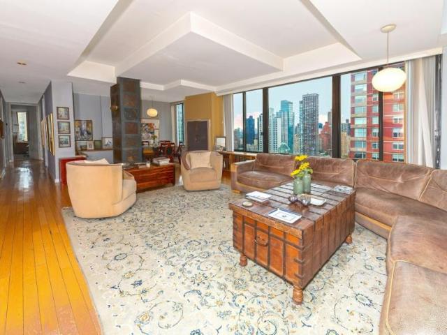 apartment with 3 bedroom, Upper East Side NY DLS90875602