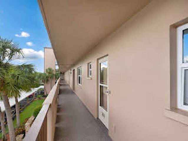 Apartment with Terrace and Pool