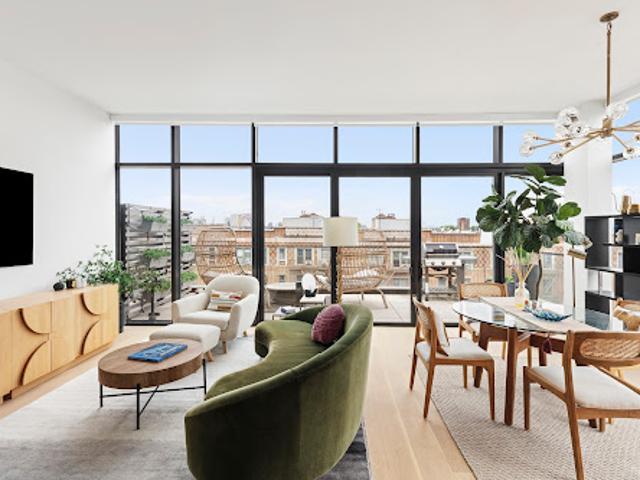 Apartment with terrace