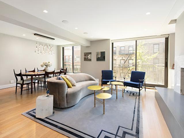 Apartment with terrace