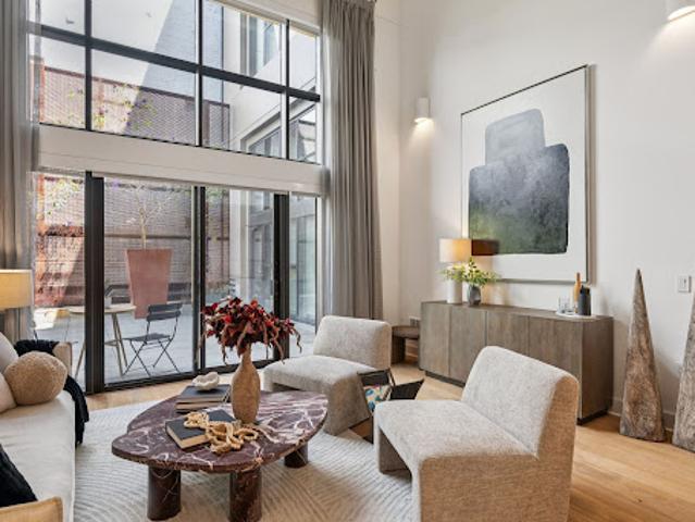 Apartment with terrace