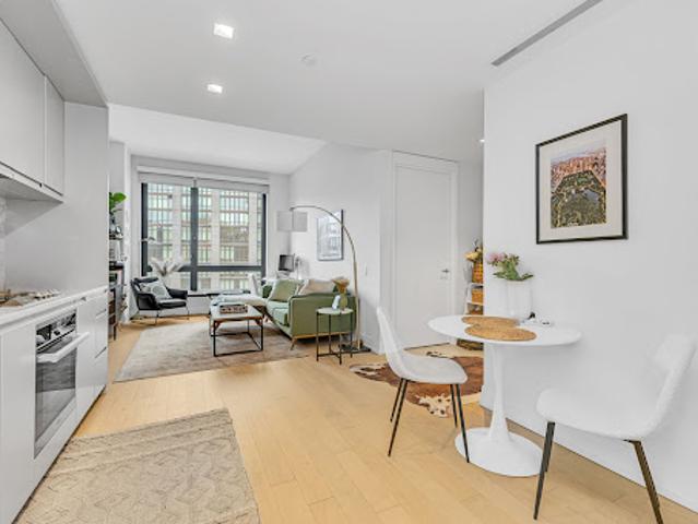 Apartment with terrace