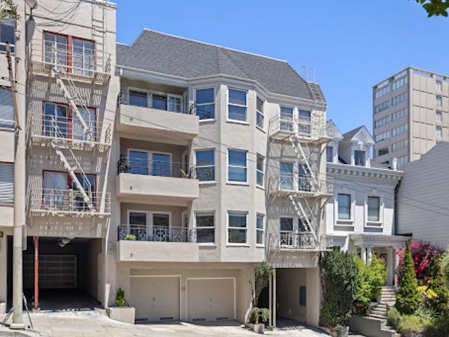Apartment with terrace