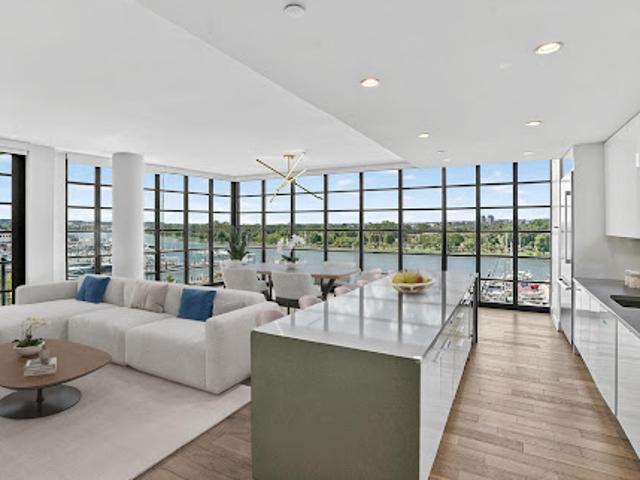 Apartment with terrace