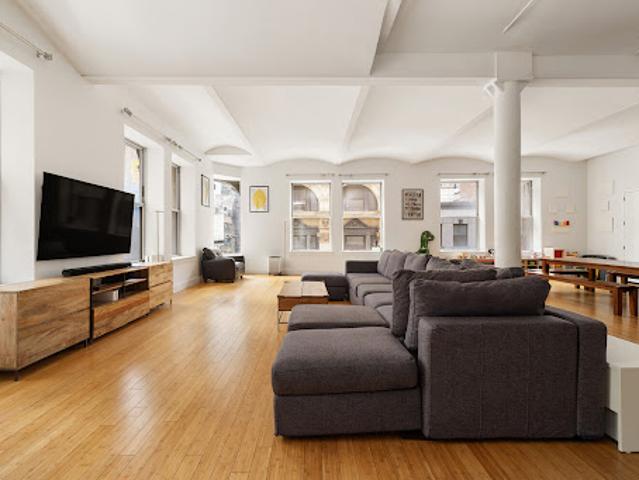 Apartment with terrace