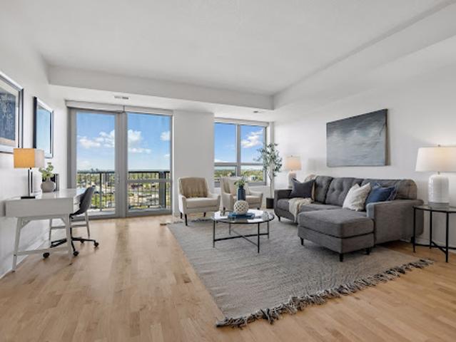 Apartment with terrace