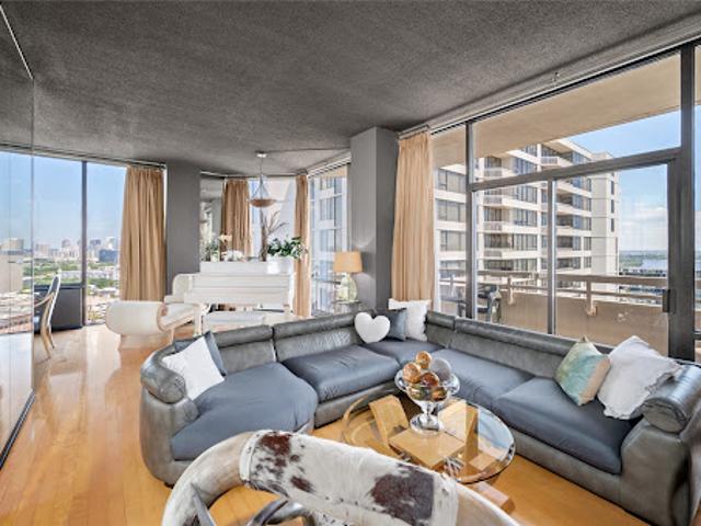 Apartment with terrace