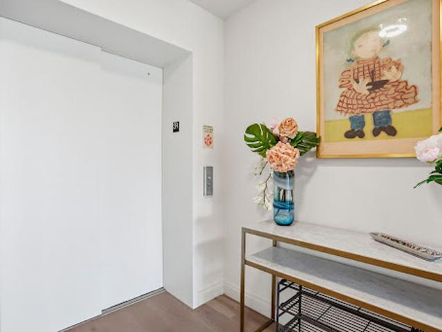 Apartment with terrace