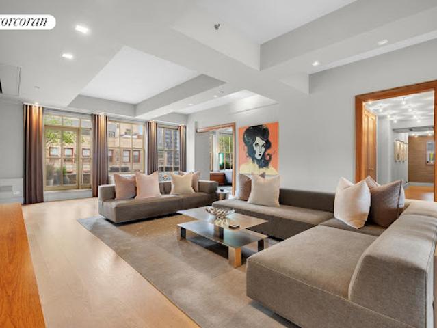 Apartment with terrace