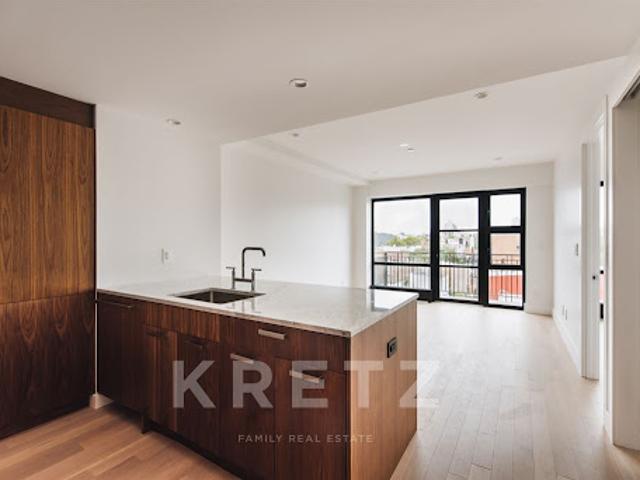 Apartment with terrace