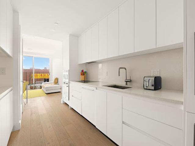 Apartment with terrace