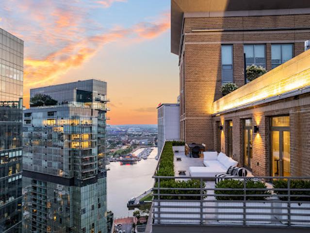 Apartment with terrace