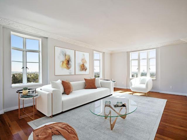 Apartment with terrace