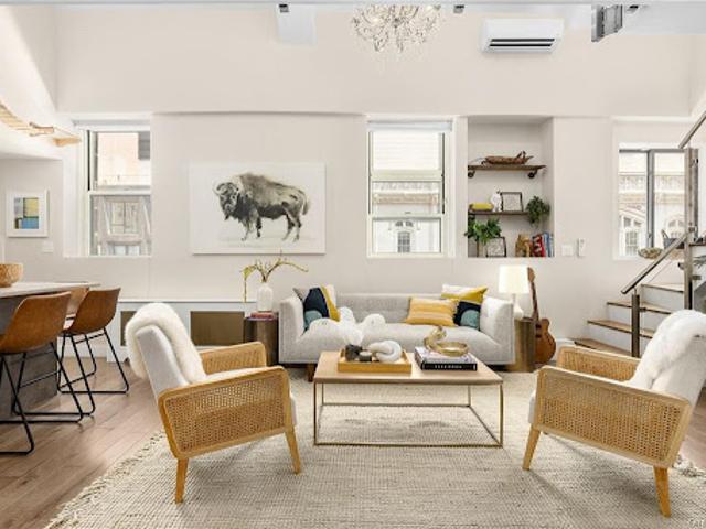 Apartment with terrace