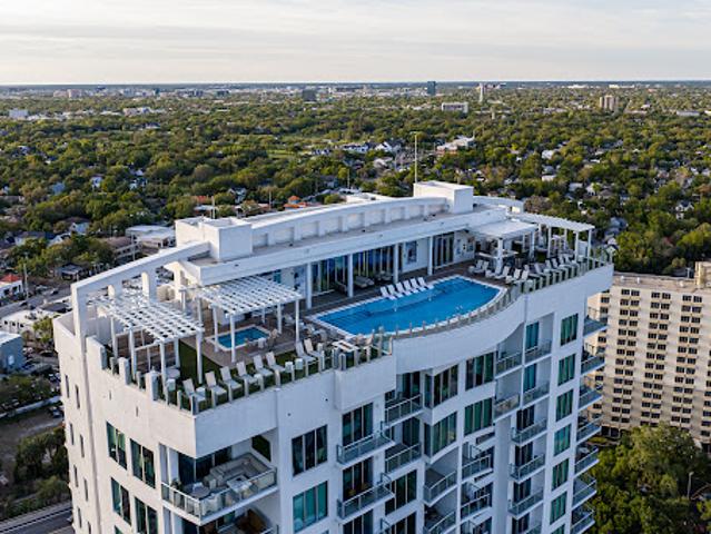 Apartment with terrace
