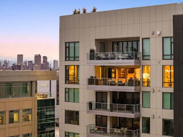 Apartment with terrace
