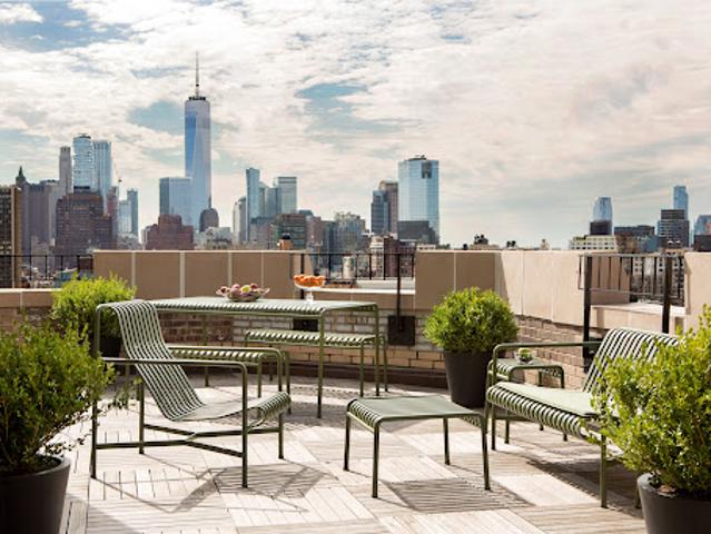 Apartment with terrace