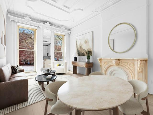 Apartment with terrace