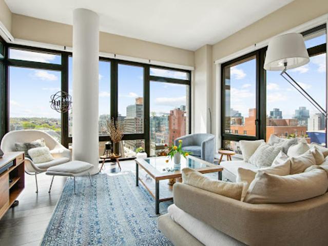 Apartment with terrace