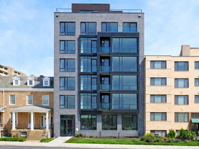 Apartment with terrace