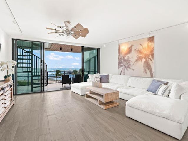 Apartment with terrace