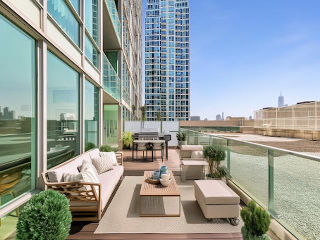 Apartment with terrace