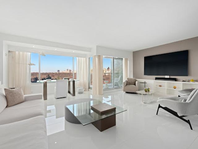 Apartment with terrace