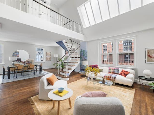 Apartment with terrace