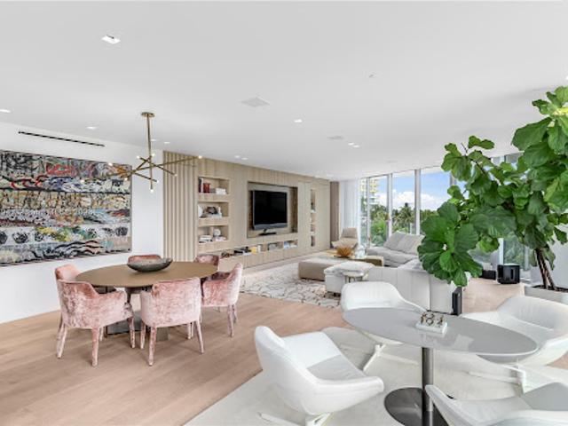 Apartment with terrace