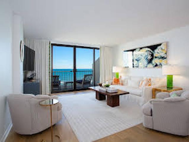 Apartment with Pool