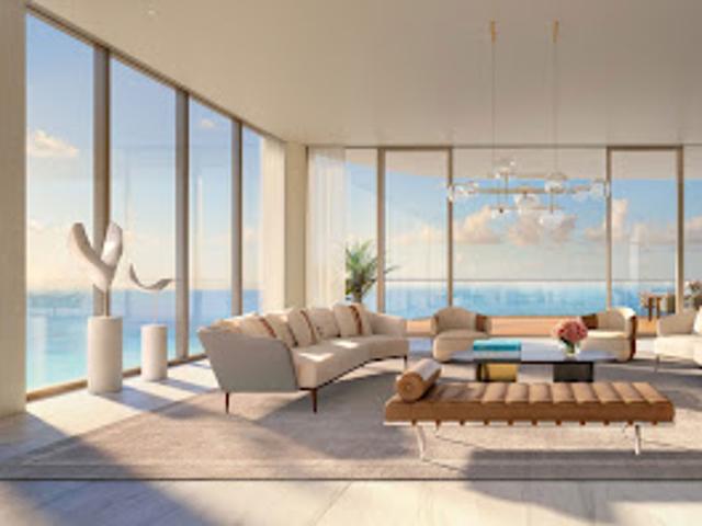 Apartment with pool