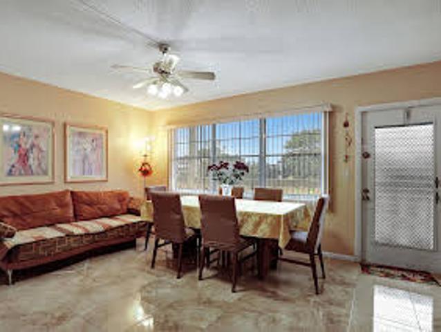 Apartment with Pool