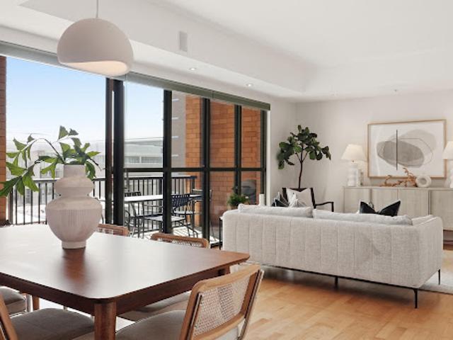 Apartment with pool