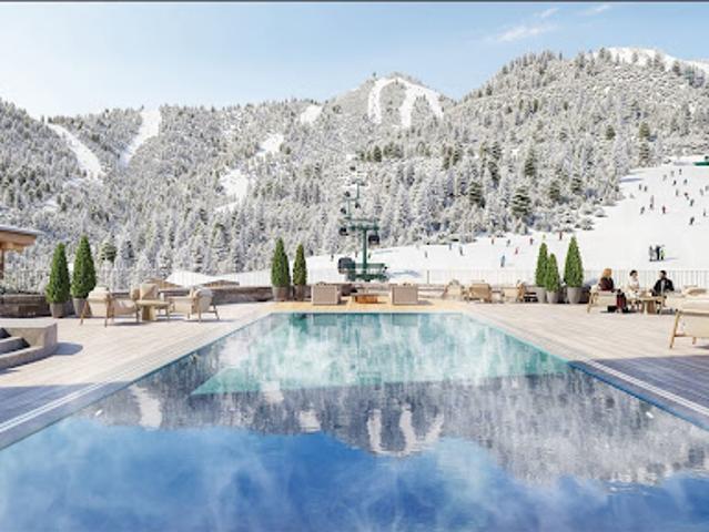 Apartment with pool