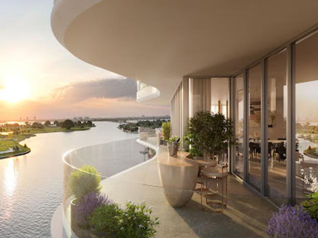 Apartment with pool