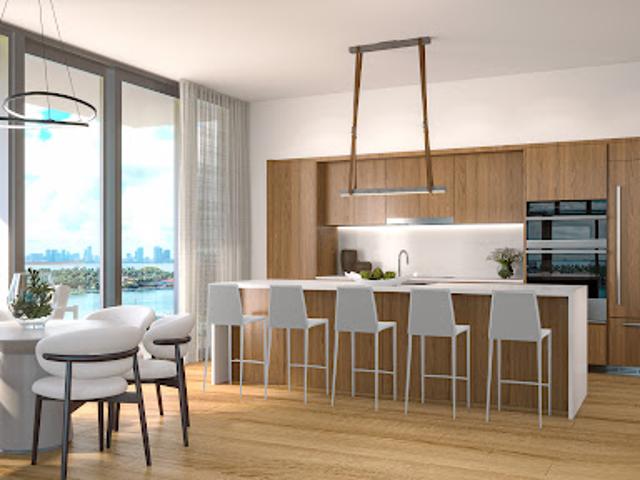 Apartment with pool