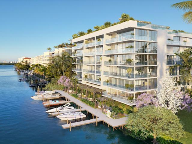 Apartment with pool