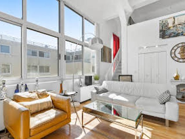Apartment with Pool
