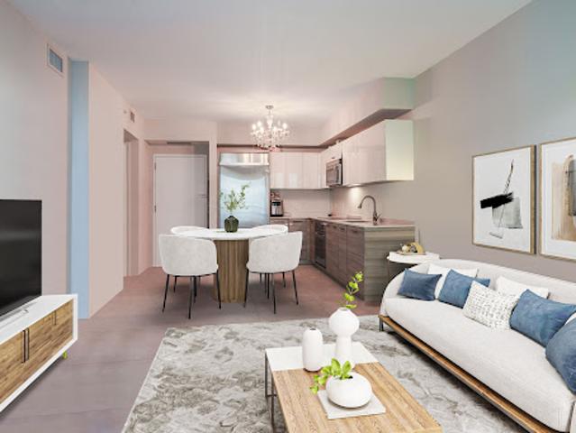 Apartment with pool