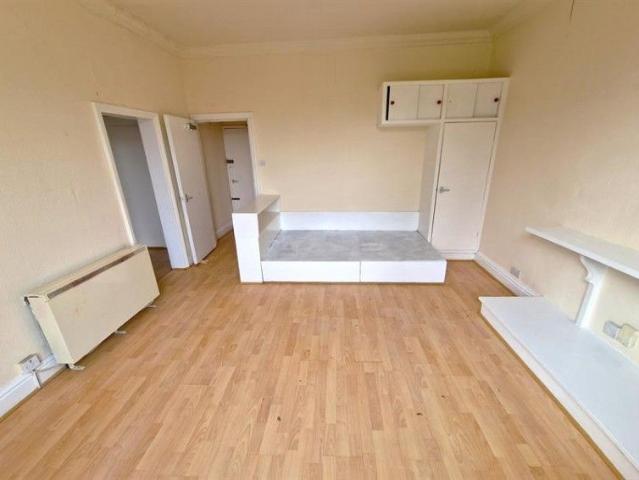 Apartment To Let