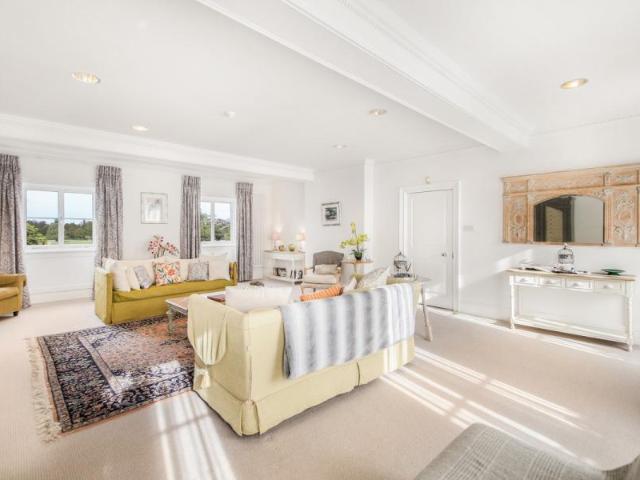Apartment to rent with 1 bedroom, Craven House, Hampton Court Road