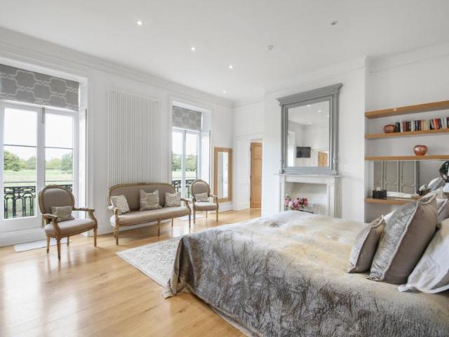 Apartment to rent with 2 bedrooms, Craven House, Hampton Court Road