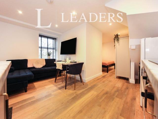 apartment to rent Hilary Court, 242 Hitchin Road, Luton, LU2